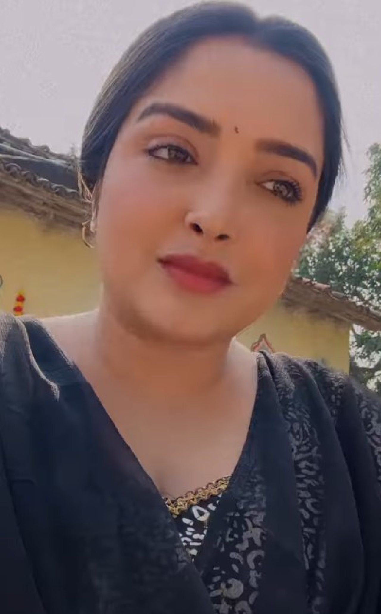 Amrapali Dubey Responds to Tarun Murder Case on Social Media