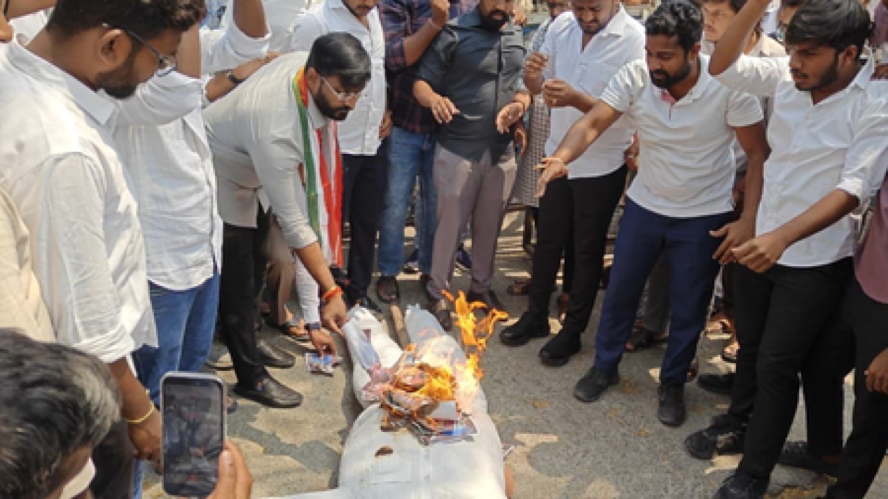Telangana Congress Chief Challenges KTR to Drug Test Amid Controversy