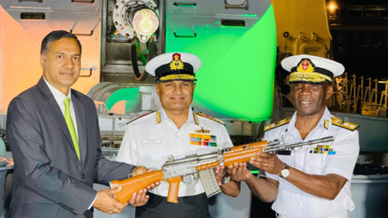 Indian Warship Trikand Arrives in Kenya with Arms and Equipment