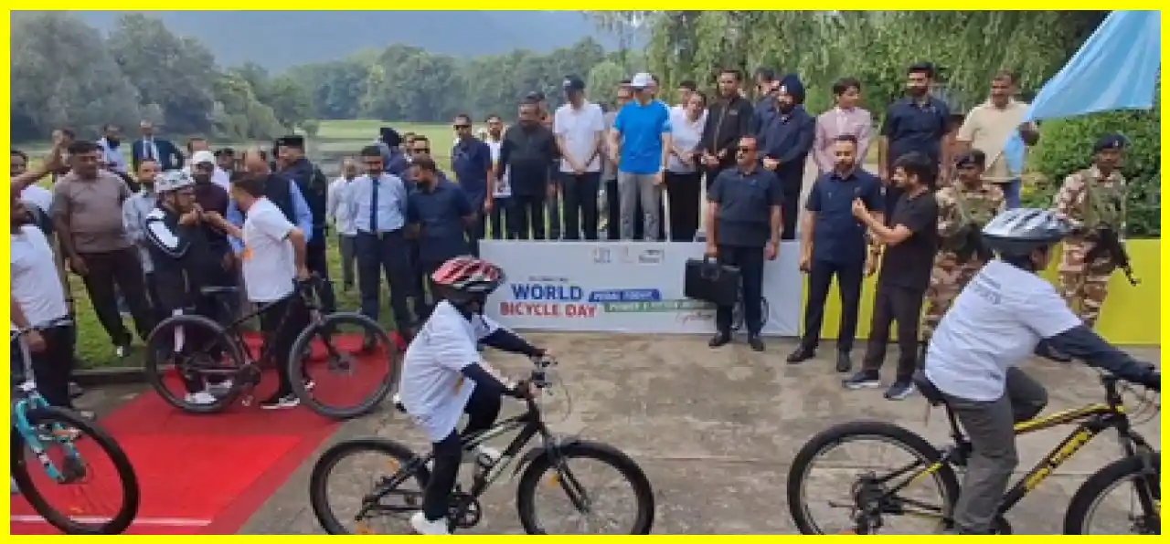 CM Omar Abdullah Flags Off Cyclothon on World Bicycle Day in Srinagar