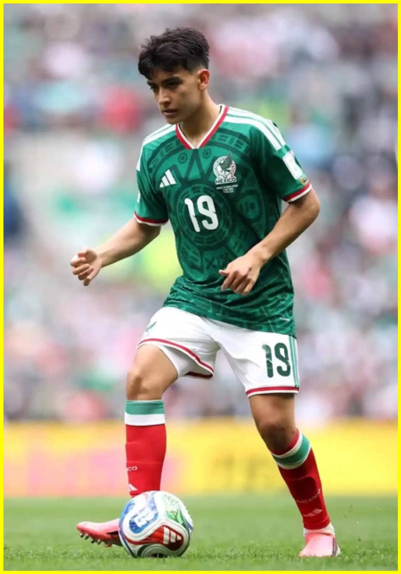 Gilberto Mora Makes History as Youngest Player for Mexico in FIFA World Cup