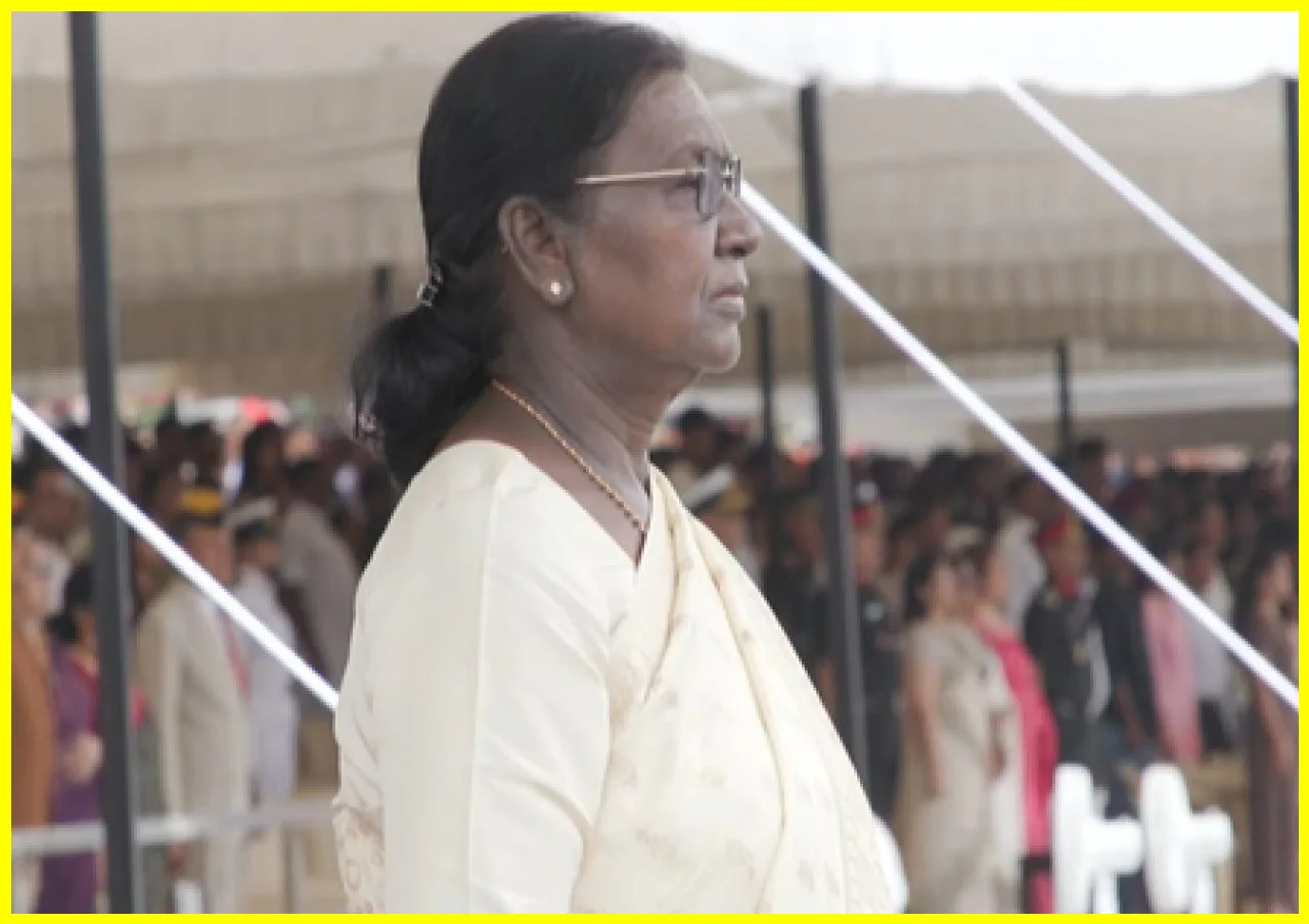 President Murmu Inspects Historic Passing Out Parade at IMA