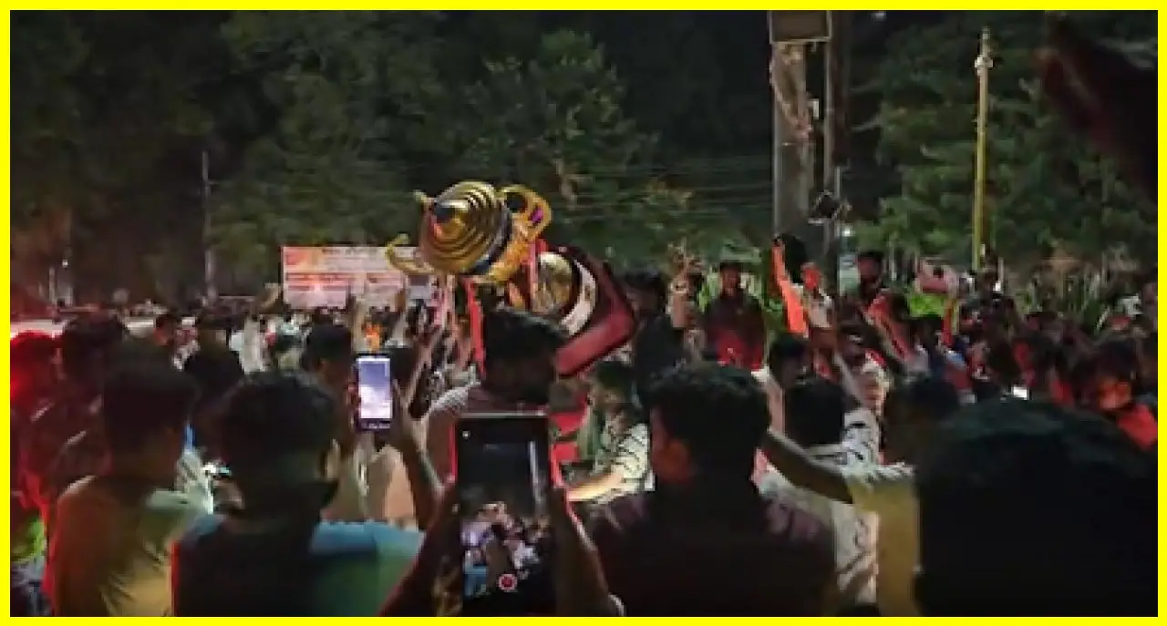 RCB Fans Celebrate Thrilling IPL 2026 Victory Over Gujarat Titans