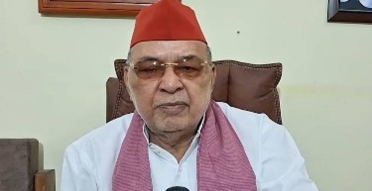 SP Leader Criticizes BJP Over EVM Fire and NEET Paper Leak in West Bengal