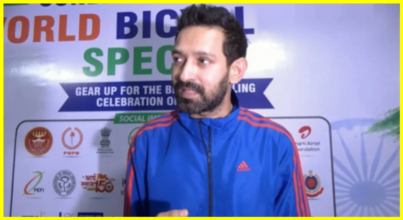 Vikrant Massey Advocates Cycling for Health and Pollution Control at ...